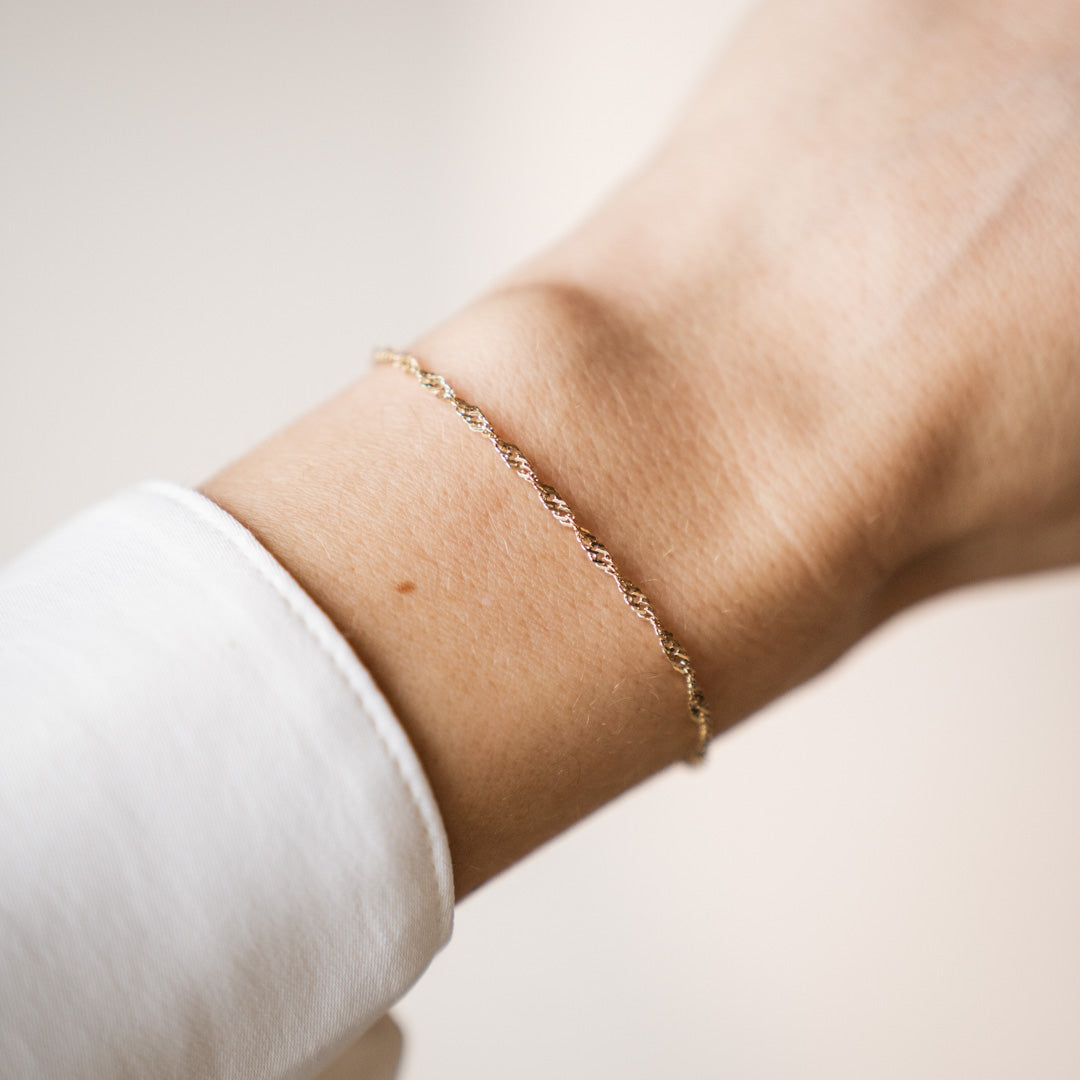 Emma Bracelet – Dealer Burker